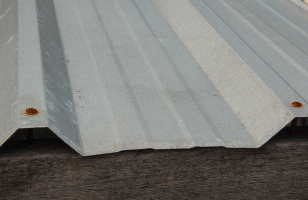 Atap Seng: Solusi Tahan Banting dan Fleksibel untuk Rumah Modern ...